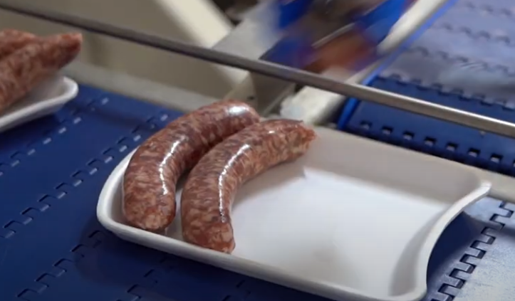 High-Speed Sausage/Bratwurst Automation with mGripAI - Soft Robotics High-Speed Sausage/Bratwurst Automation with mGripAI - Soft Robotics